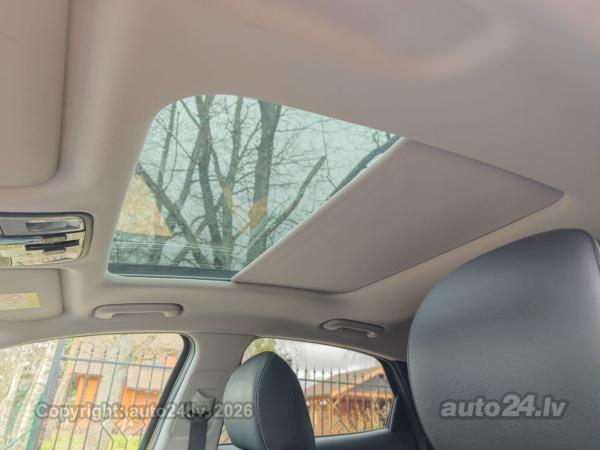 Yellow Kia Ceed 2020 in Tallinn, with an engine capacity of 1.60 L and mileage of 126 thousand km for 16490 €, photo 9 on AUTOMOTO.COM.LV