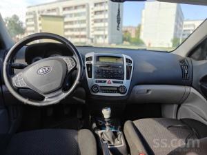 Dzeltens Kia Ceed 2008 Cēsis, ar dzinēja tilpumu 1.60 L un nobraukumu 334 tūkst. km par 600 €, foto 5 vietnē AUTOMOTO.COM.LV