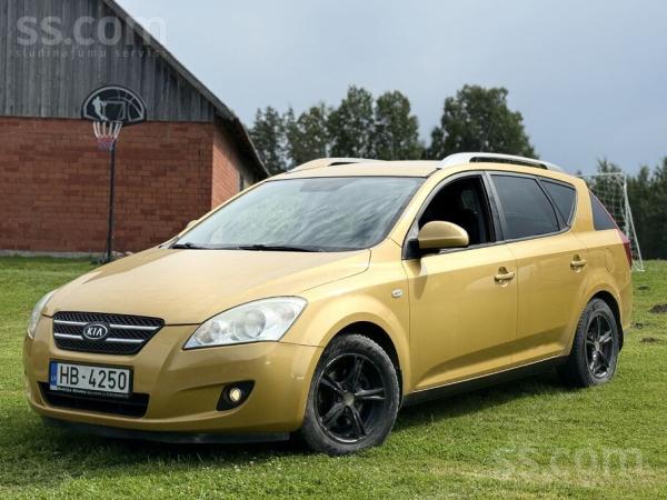 Dzeltens Kia Ceed 2008 Cēsis, ar dzinēja tilpumu 1.60 L un nobraukumu 334 tūkst. km par 990 €, foto 1 vietnē AUTOMOTO.COM.LV