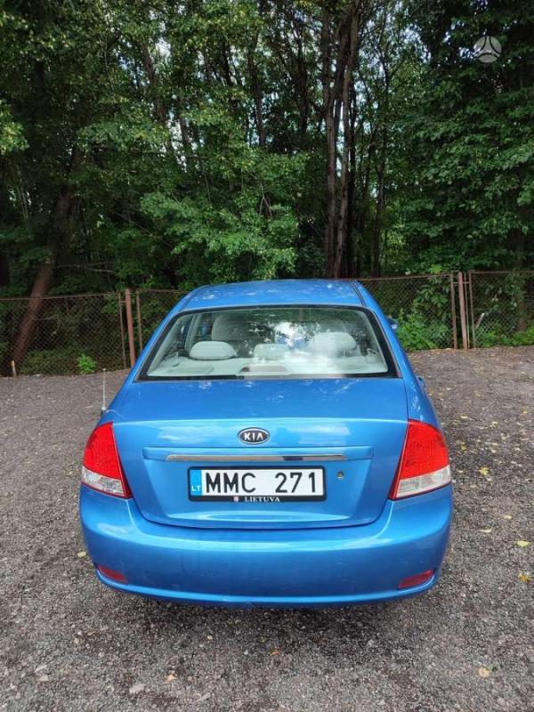 Zils Kia Cerato 2008 Viļņa, ar dzinēja tilpumu 1.59 L un nobraukumu 200 tūkst. km par 1450 €, foto 6 vietnē AUTOMOTO.COM.LV