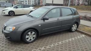 Pelēks Kia Cerato 2006 Viļņa, ar dzinēja tilpumu 1.60 L un nobraukumu 101 tūkst. km par 1250 €, foto  vietnē AUTOMOTO.COM.LV