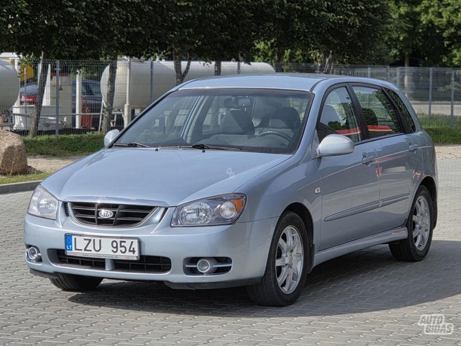 Kia Cerato 2005 Jurbarkas, ar dzinēja tilpumu 2.00 L un nobraukumu 176 tūkst. km par 950 €, foto 1 vietnē AUTOMOTO.COM.LV