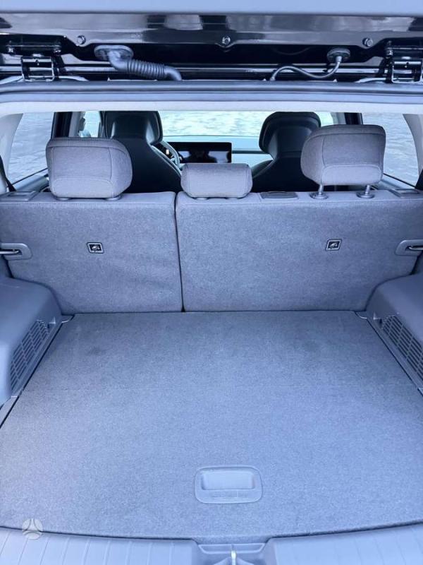 Black Kia EV3 2025 in Plunge, with an engine capacity of 0.00 L and mileage of 17 thousand km for 32400 €, photo 11 on AUTOMOTO.COM.LV
