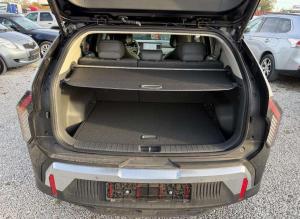 Black Kia EV3 2025 in Jonava, with an engine capacity of 0.00 L and mileage of 6 thousand km for 29950 €, photo 6 on AUTOMOTO.COM.LV