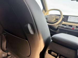 Black Kia EV3 2025 in Jonava, with an engine capacity of 0.00 L and mileage of 6 thousand km for 29950 €, photo 13 on AUTOMOTO.COM.LV