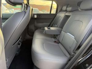 Black Kia EV3 2025 in Jonava, with an engine capacity of 0.00 L and mileage of 6 thousand km for 29950 €, photo 14 on AUTOMOTO.COM.LV