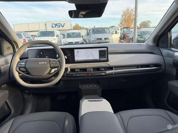 Melns Kia EV3 2025 Jonava, ar dzinēja tilpumu 0.00 L un nobraukumu 7 tūkst. km par 29650 €, foto 4 vietnē AUTOMOTO.COM.LV