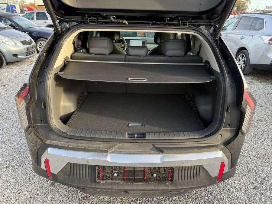 Black Kia EV3 2025 in Jonava, with an engine capacity of 0.00 L and mileage of 7 thousand km for 29650 €, photo 11 on AUTOMOTO.COM.LV