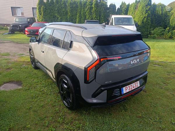 Киа EV3 2025 в Мариямполе, объемом двигателя 0.00 л и пробегом 16 тыс. км за 33999 €, фото 2 на AUTOMOTO.COM.LV