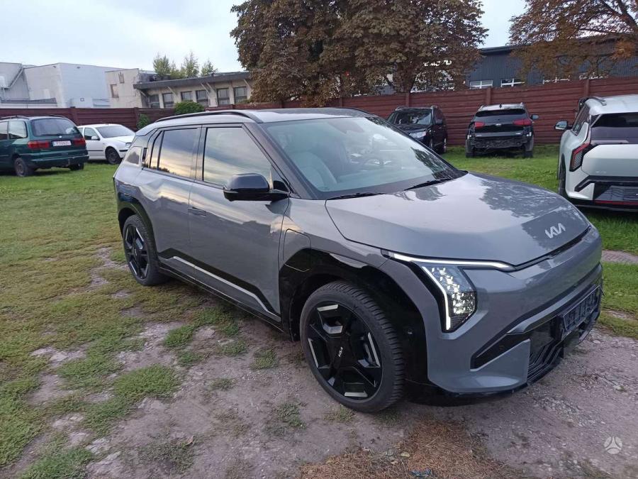 Киа EV3 2025 в Мариямполе, объемом двигателя 0.00 л и пробегом 16 тыс. км за 33499 €, фото 3 на AUTOMOTO.COM.LV