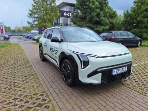 Zaļš Kia EV3 2026 Kauņa, ar dzinēja tilpumu 0.00 L un nobraukumu 6 tūkst. km par 45900 €, foto  vietnē AUTOMOTO.COM.LV