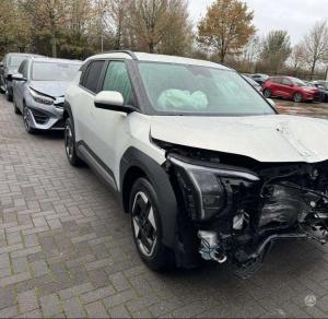 Grey Kia EV3 2025 in Plunge, with an engine capacity of 0.00 L and mileage of 19 thousand km for 19200 €, photo 5 on AUTOMOTO.COM.LV