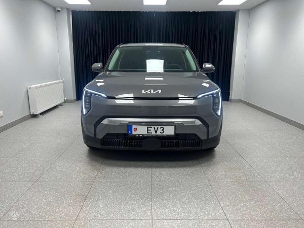 Pelēks Kia EV3 2025 Viļņa, ar dzinēja tilpumu 0.00 L un nobraukumu 6 tūkst. km par 36990 €, foto 3 vietnē AUTOMOTO.COM.LV