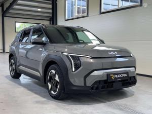 Pelēks Kia EV3 2025 Šauļi, ar dzinēja tilpumu 0.00 L un nobraukumu 11 tūkst. km par 32800 €, foto 4 vietnē AUTOMOTO.COM.LV