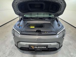Pelēks Kia EV3 2025 Šauļi, ar dzinēja tilpumu 0.00 L un nobraukumu 11 tūkst. km par 32800 €, foto 8 vietnē AUTOMOTO.COM.LV
