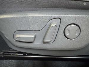 Pelēks Kia EV3 2025 Šauļi, ar dzinēja tilpumu 0.00 L un nobraukumu 11 tūkst. km par 32800 €, foto 26 vietnē AUTOMOTO.COM.LV