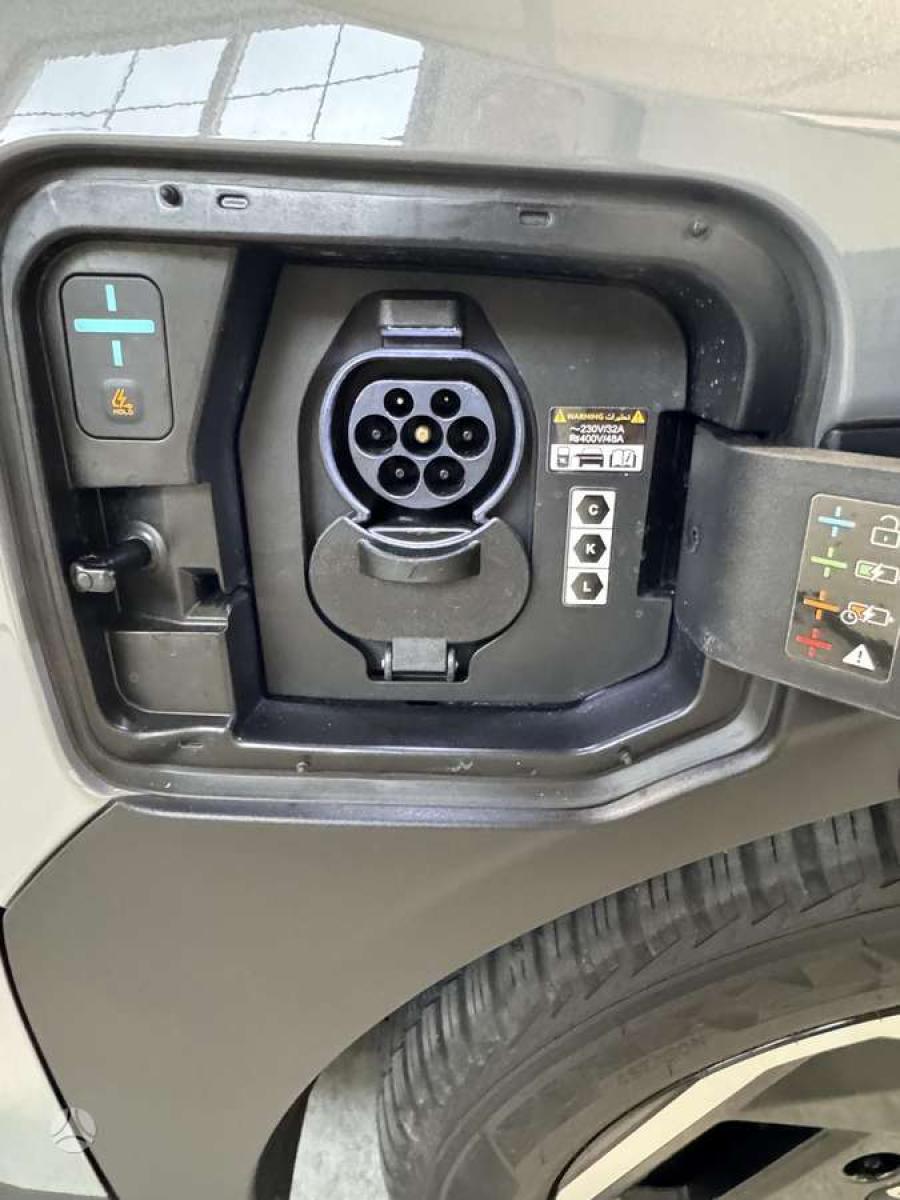 Pelēks Kia EV3 2025 Šauļi, ar dzinēja tilpumu 0.00 L un nobraukumu 11 tūkst. km par 32800 €, foto 28 vietnē AUTOMOTO.COM.LV