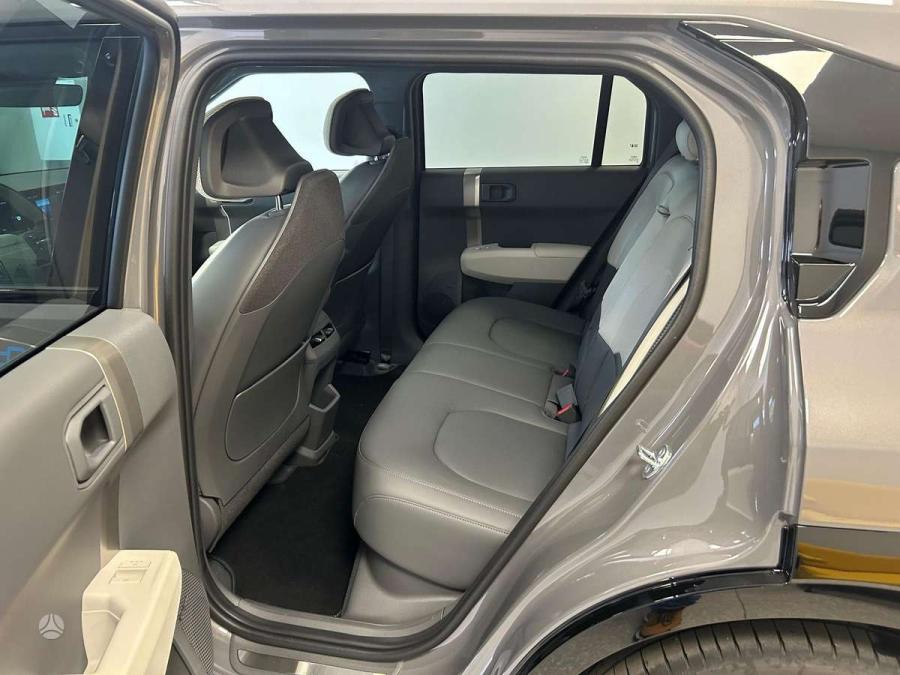 Pelēks Kia EV3 2026 Viļņa, ar dzinēja tilpumu 0.00 L un nobraukumu 2 tūkst. km par 43990 €, foto 9 vietnē AUTOMOTO.COM.LV