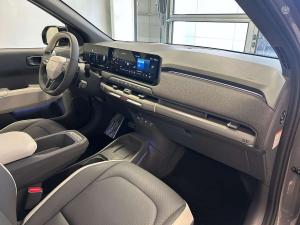 Pelēks Kia EV3 2026 Viļņa, ar dzinēja tilpumu 0.00 L un nobraukumu 2 tūkst. km par 43990 €, foto 15 vietnē AUTOMOTO.COM.LV