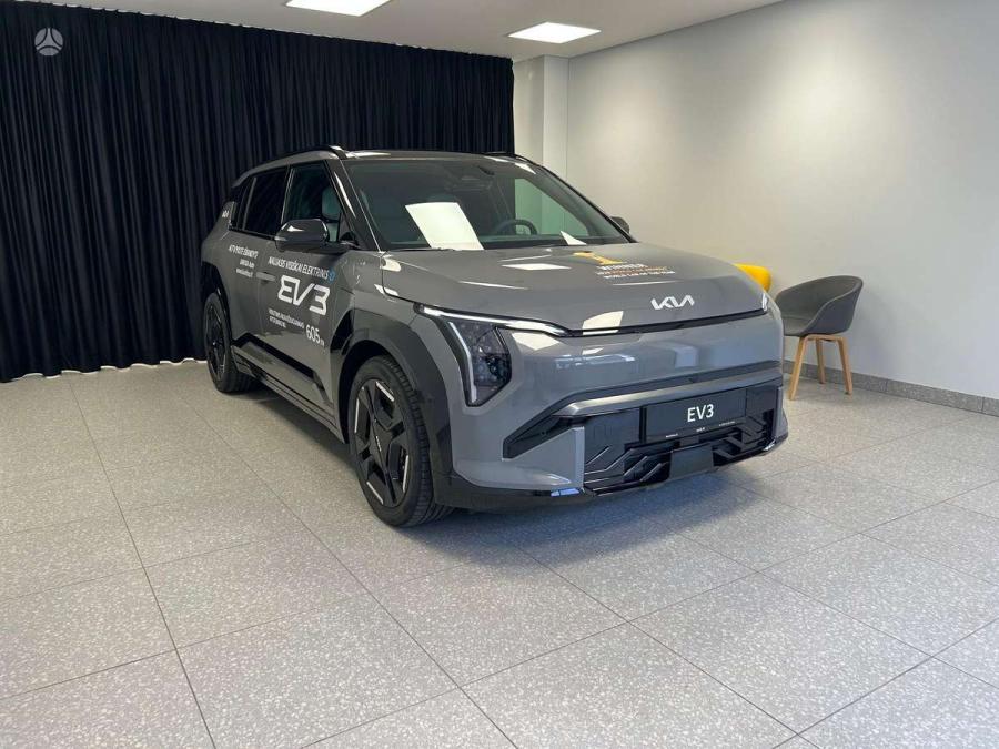 Pelēks Kia EV3 2026 Viļņa, ar dzinēja tilpumu 0.00 L un nobraukumu 2 tūkst. km par 43990 €, foto 24 vietnē AUTOMOTO.COM.LV