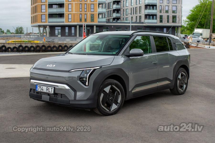 Серый Киа EV3 2024 в Пярну, объемом двигателя 0.00 л и пробегом 30 тыс. км за 38900 €, фото 1 на AUTOMOTO.COM.LV