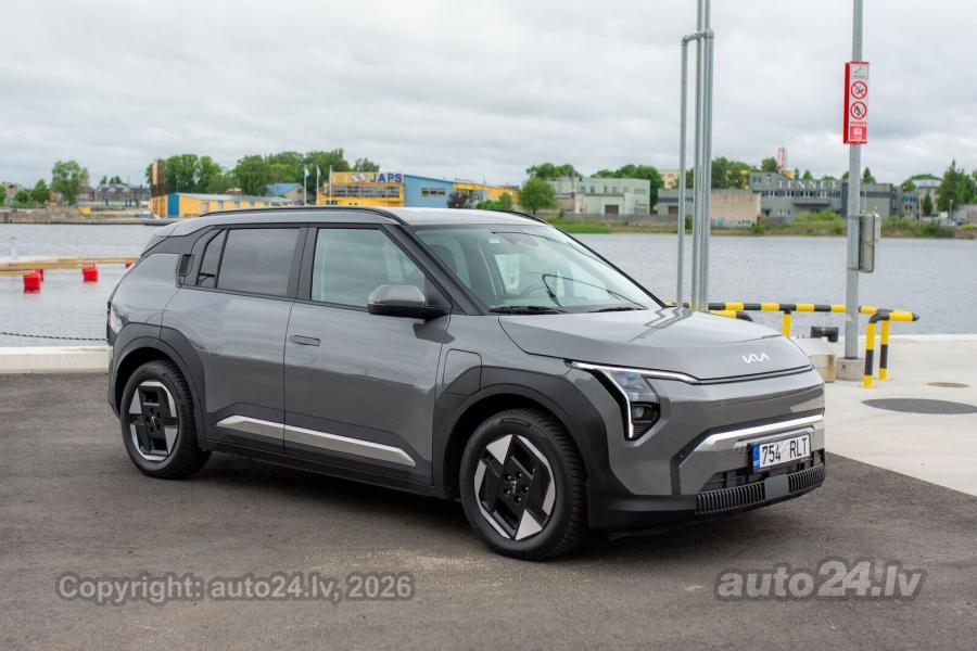 Серый Киа EV3 2024 в Пярну, объемом двигателя 0.00 л и пробегом 30 тыс. км за 38900 €, фото 3 на AUTOMOTO.COM.LV