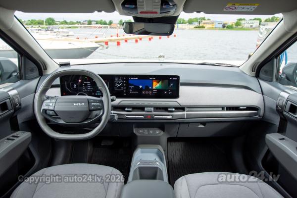 Pelēks Kia EV3 2024 Pērnava, ar dzinēja tilpumu 0.00 L un nobraukumu 30 tūkst. km par 38900 €, foto 9 vietnē AUTOMOTO.COM.LV