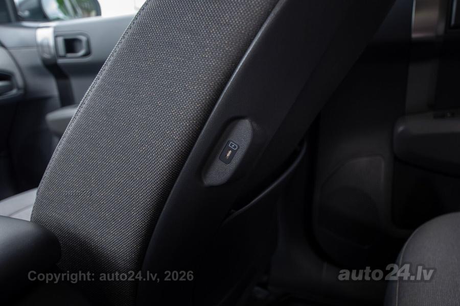 Серый Киа EV3 2024 в Пярну, объемом двигателя 0.00 л и пробегом 30 тыс. км за 38900 €, фото 25 на AUTOMOTO.COM.LV