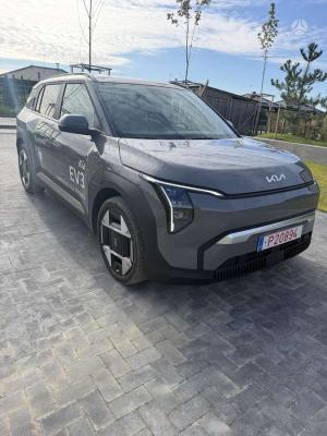 Grey Kia EV3 2024 in Kaunas, with an engine capacity of 0.00 L and mileage of 12 thousand km for 28500 €, photo  on AUTOMOTO.COM.LV
