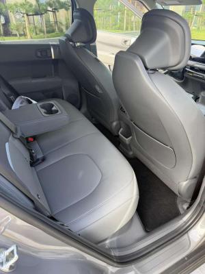 Grey Kia EV3 2024 in Kaunas, with an engine capacity of 0.00 L and mileage of 12 thousand km for 28500 €, photo 10 on AUTOMOTO.COM.LV