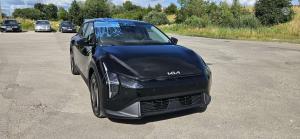 Melns Kia EV4 2026 Vievis, ar dzinēja tilpumu 0.00 L un nobraukumu 0 tūkst. km par 30613 €, foto 13 vietnē AUTOMOTO.COM.LV