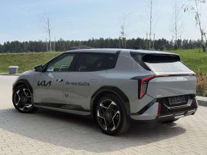 Серый Киа EV4 2025 в Вильнюс, объемом двигателя 0.00 л и пробегом 7 тыс. км за 37950 €, фото 5 на AUTOMOTO.COM.LV