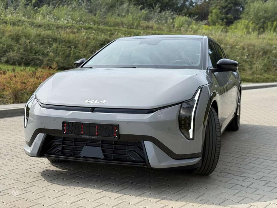 Серый Киа EV4 2025 в Вильнюс, объемом двигателя 0.00 л и пробегом 7 тыс. км за 37950 €, фото 6 на AUTOMOTO.COM.LV