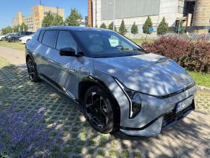 Grey Kia EV4 2026 in Kaunas, with an engine capacity of 0.00 L and mileage of 4 thousand km for 46500 €, photo  on AUTOMOTO.COM.LV
