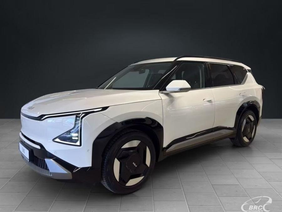 Киа EV5 2026 в Клайпеда, объемом двигателя 0.00 л и пробегом 2 тыс. км за 44735 €, фото 1 на AUTOMOTO.COM.LV