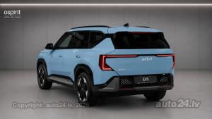 Kia EV5 2026 Tartu, ar dzinēja tilpumu 0.00 L un nobraukumu 0 tūkst. km par 56800 €, foto 3 vietnē AUTOMOTO.COM.LV