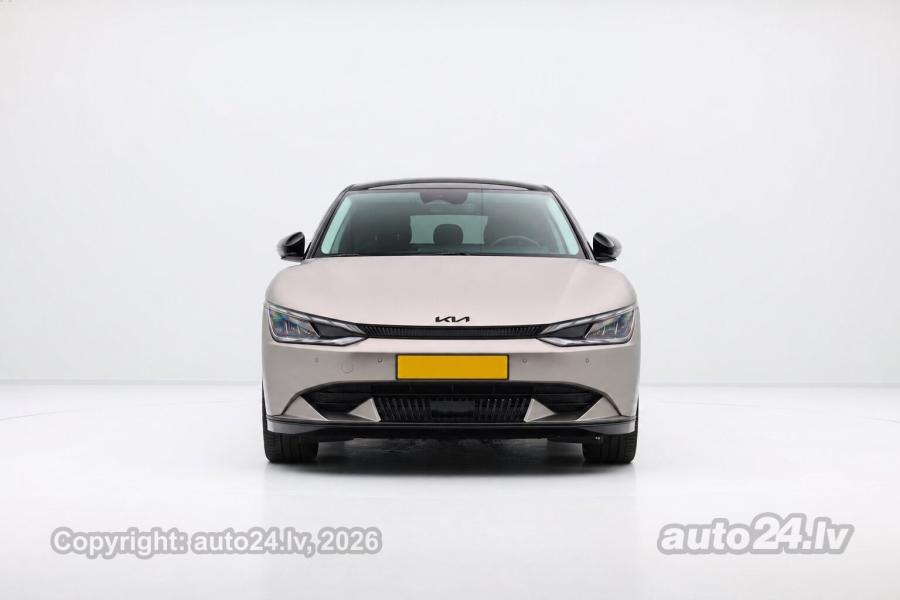 Бежевый Киа EV6 2022 в Таллин, объемом двигателя 0.00 л и пробегом 91 тыс. км за 35990 €, фото 10 на AUTOMOTO.COM.LV