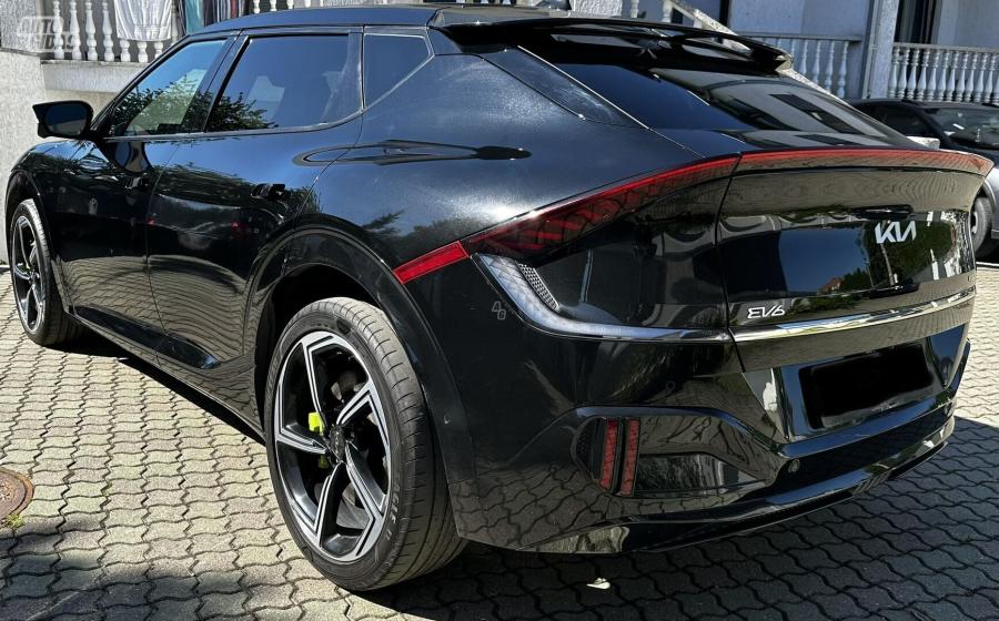Черный Киа EV6 2023 в Каунас, объемом двигателя 0.00 л и пробегом 29 тыс. км за 30500 €, фото 4 на AUTOMOTO.COM.LV