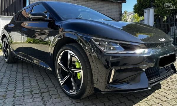 Black Kia EV6 2023 in Kaunas, with an engine capacity of 0.00 L and mileage of 29 thousand km for 30500 €, photo 7 on AUTOMOTO.COM.LV