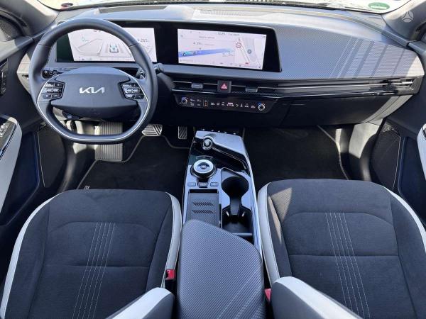 Black Kia EV6 2023 in Vilnius, with an engine capacity of 0.00 L and mileage of 36 thousand km for 35950 €, photo 8 on AUTOMOTO.COM.LV