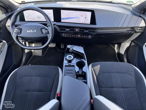 Киа EV6 2023 в Авиженяй на AUTOMOTO.COM.LV Черный Киа EV6 2023 в Авиженяй, объемом двигателя 0.00 л и пробегом 36 тыс. км за 35950 €, фото 8 на AUTOMOTO.COM.LV