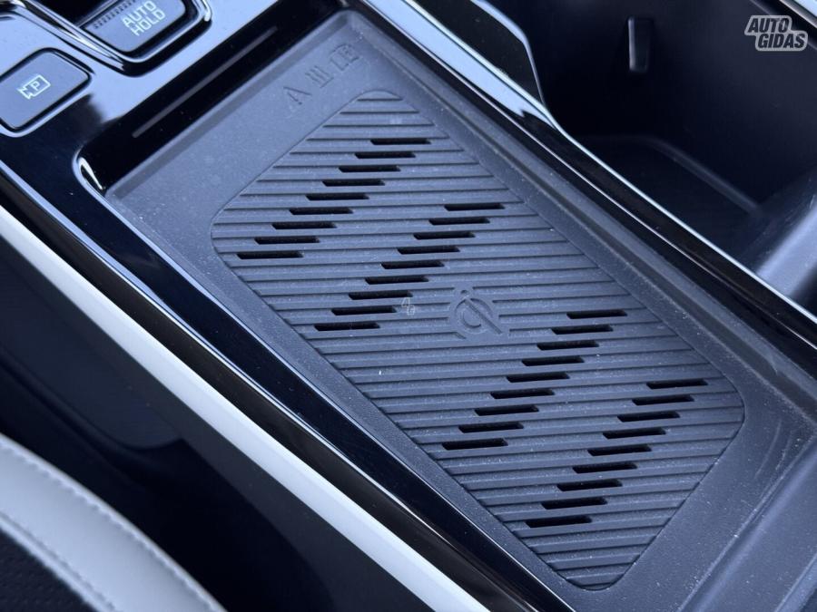 Черный Киа EV6 2023 в Авиженяй, объемом двигателя 0.00 л и пробегом 36 тыс. км за 35950 €, фото 31 на AUTOMOTO.COM.LV