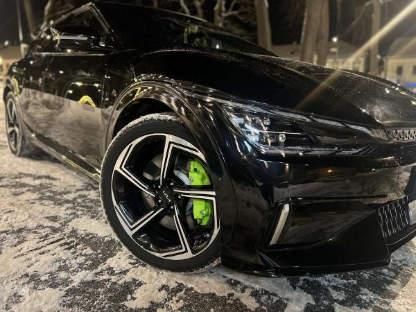 Melns Kia EV6 2024 Ukmergė, ar dzinēja tilpumu 0.00 L un nobraukumu 4 tūkst. km par 30000 €, foto 9 vietnē AUTOMOTO.COM.LV