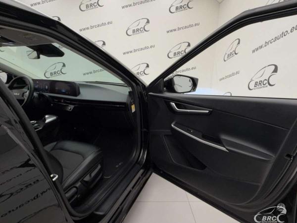 Melns Kia EV6 2022 Viļņa, ar dzinēja tilpumu 0.00 L un nobraukumu 98 tūkst. km par 21000 €, foto 9 vietnē AUTOMOTO.COM.LV