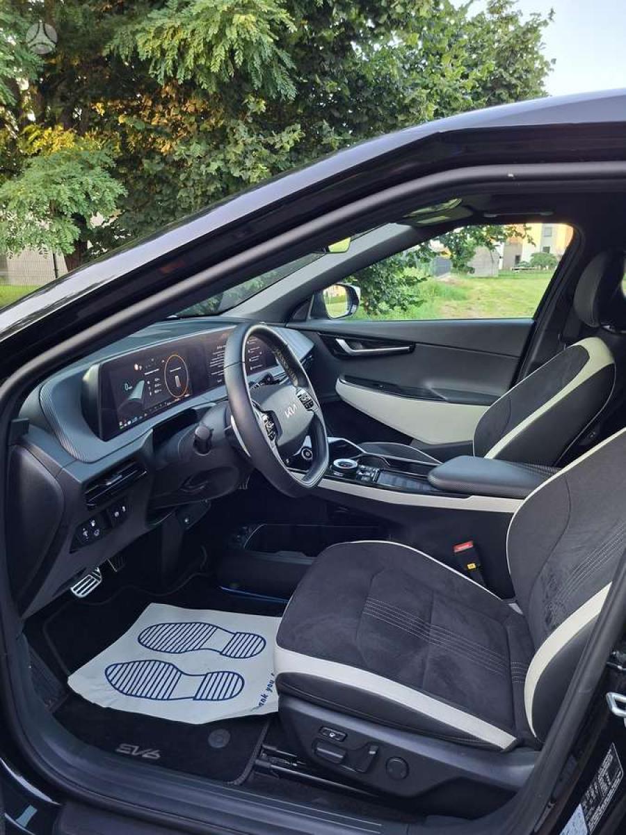 Melns Kia EV6 2023 Kauņa, ar dzinēja tilpumu 0.00 L un nobraukumu 73 tūkst. km par 28000 €, foto 10 vietnē AUTOMOTO.COM.LV