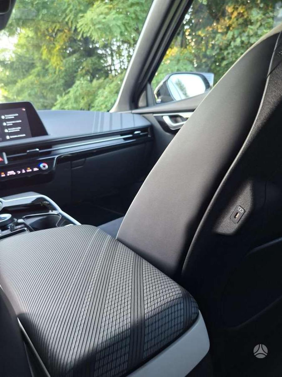 Melns Kia EV6 2023 Kauņa, ar dzinēja tilpumu 0.00 L un nobraukumu 73 tūkst. km par 28000 €, foto 13 vietnē AUTOMOTO.COM.LV