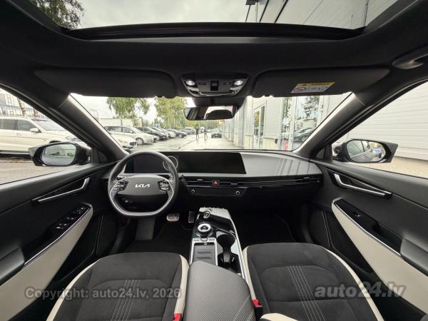 Черный Киа EV6 2023 в Таллин, объемом двигателя 0.00 л и пробегом 47 тыс. км за 36990 €, фото 8 на AUTOMOTO.COM.LV