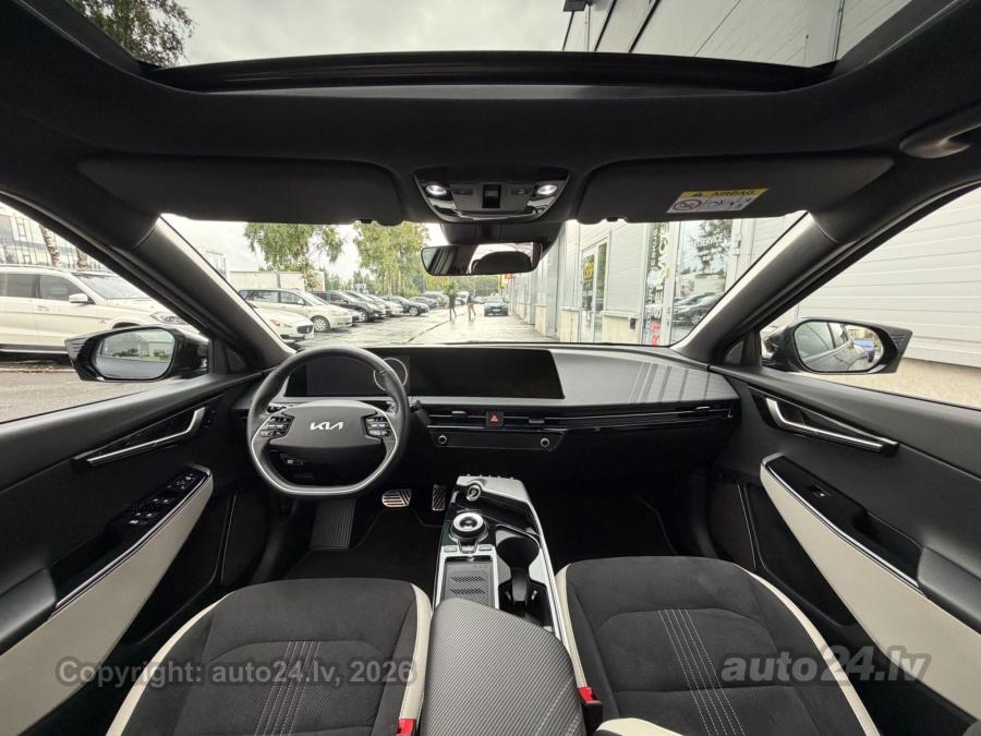 Melns Kia EV6 2023 Tallina, ar dzinēja tilpumu 0.00 L un nobraukumu 47 tūkst. km par 36990 €, foto 8 vietnē AUTOMOTO.COM.LV