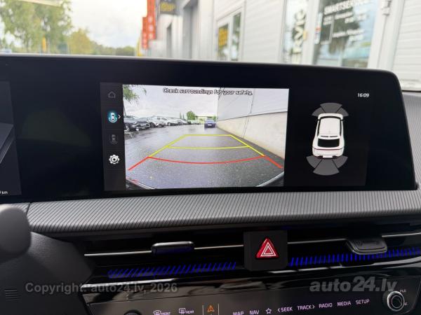 Черный Киа EV6 2023 в Таллин, объемом двигателя 0.00 л и пробегом 47 тыс. км за 36990 €, фото 11 на AUTOMOTO.COM.LV