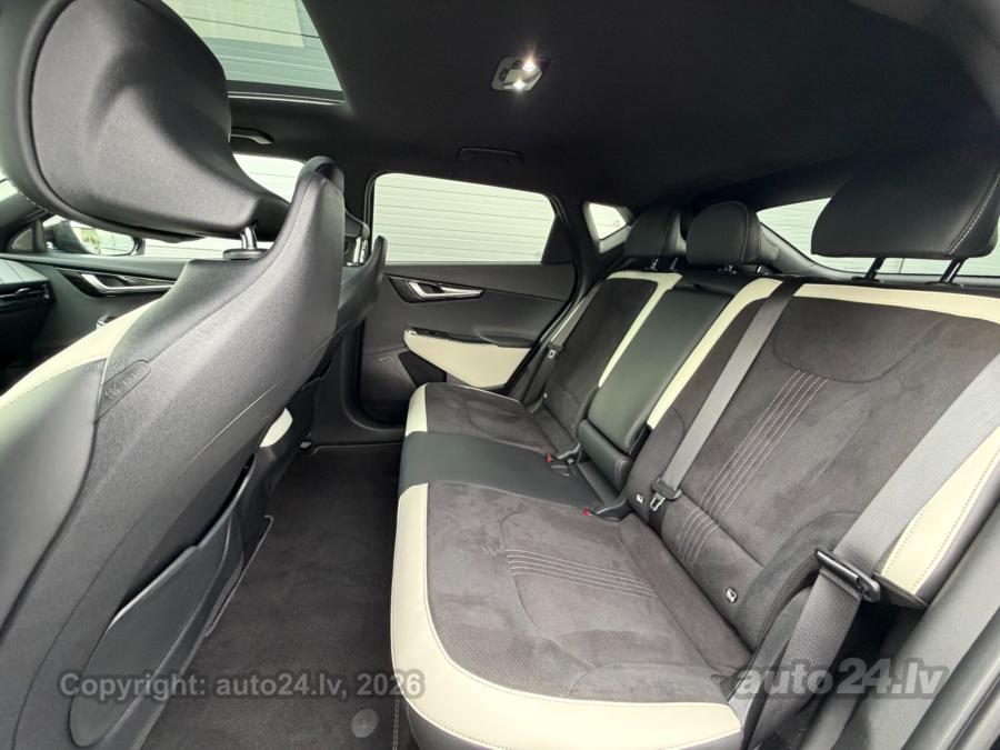 Melns Kia EV6 2023 Tallina, ar dzinēja tilpumu 0.00 L un nobraukumu 47 tūkst. km par 36990 €, foto 14 vietnē AUTOMOTO.COM.LV